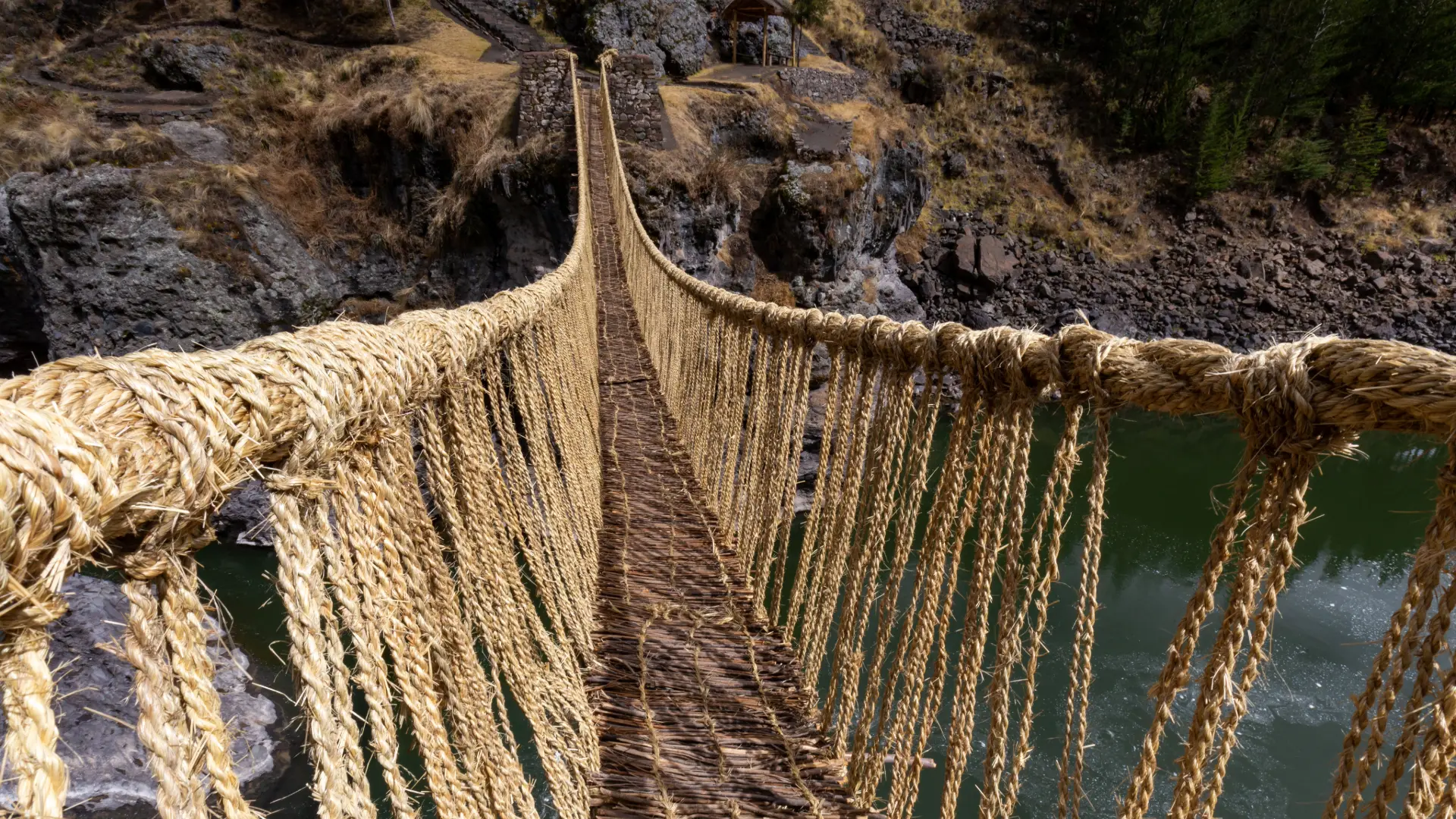 FULL DAY TOUR TO QESWACHAKA INCA BRIDGE - It Machu Picchu Explore Peru